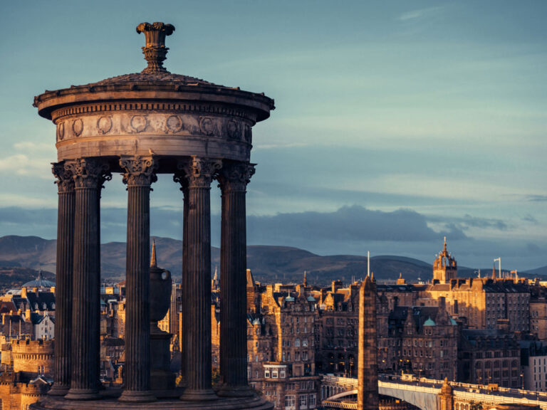 Edinburgh in October: 10 Must Have Autumn Experiences - The Portable Wife