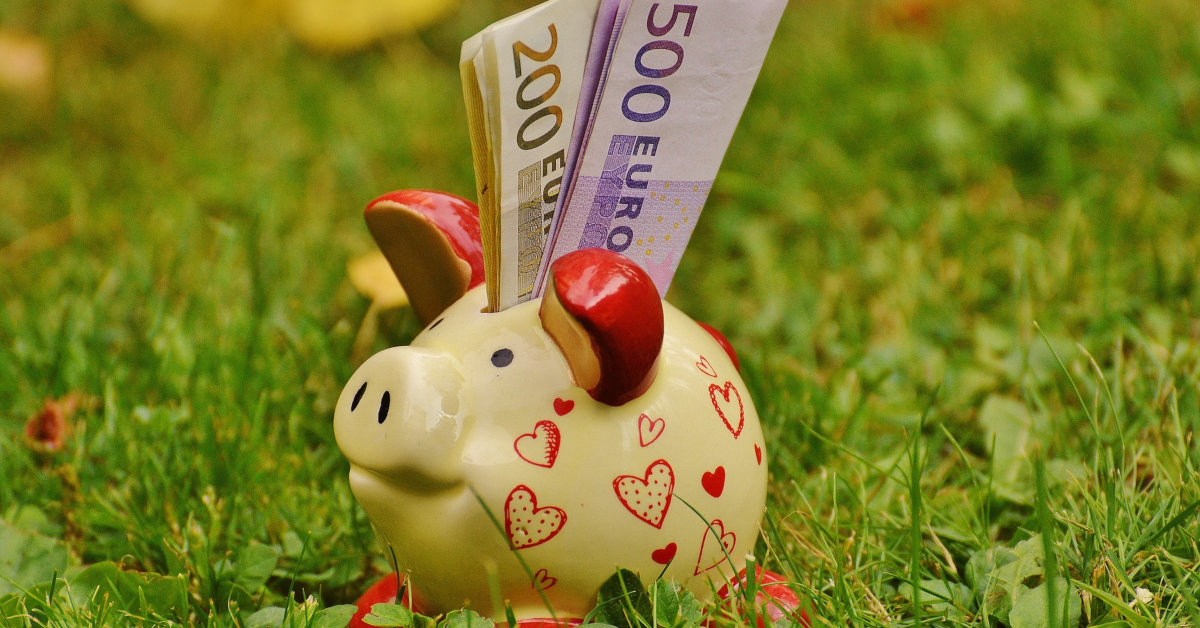 26 Easy Ways to Grow Your Travel Fund - The Portable Wife